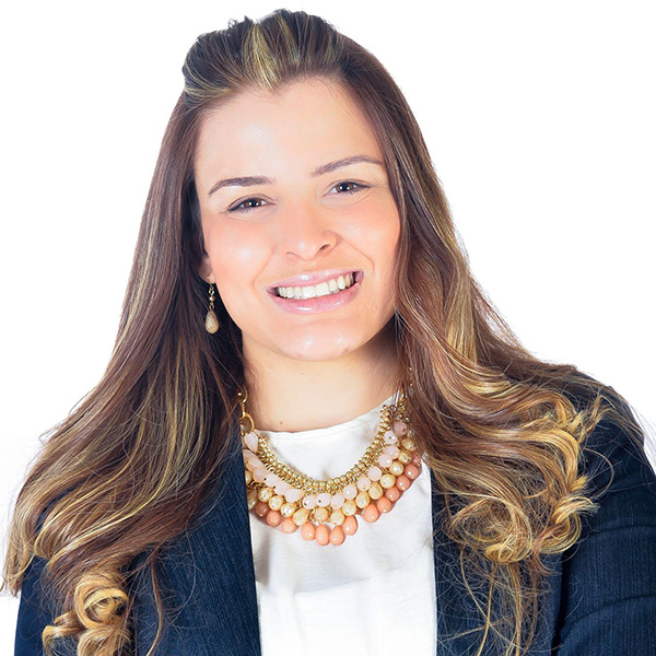 Raquel Menezes - Mega Realty